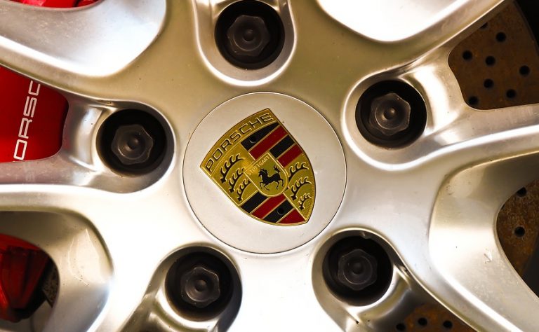Simple DIY Alloy Wheel Refurbishment: Guide