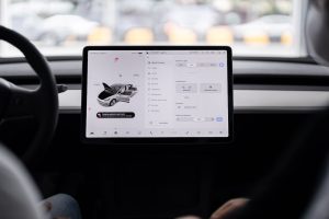 Tesla Screen Problems: Here's How To Fix Your EV's Touchscreen